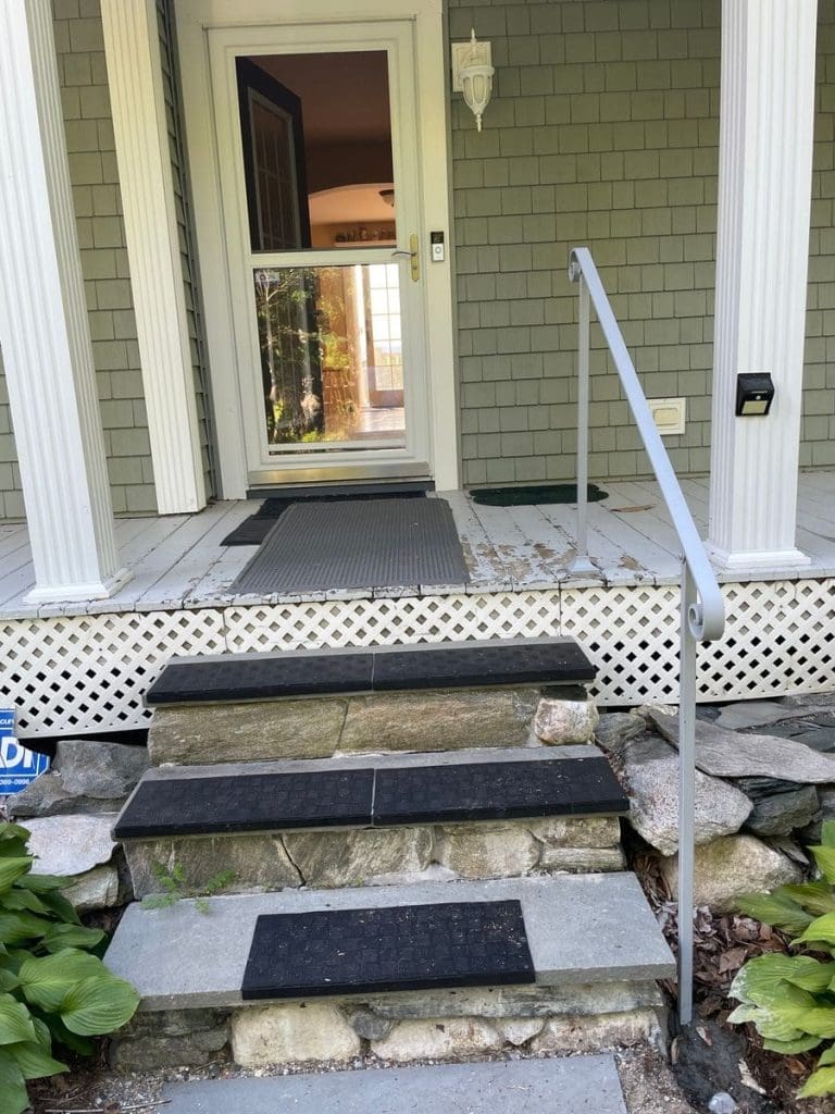 2 to 6 Foot Standard EZ Rail with In Ground Posts