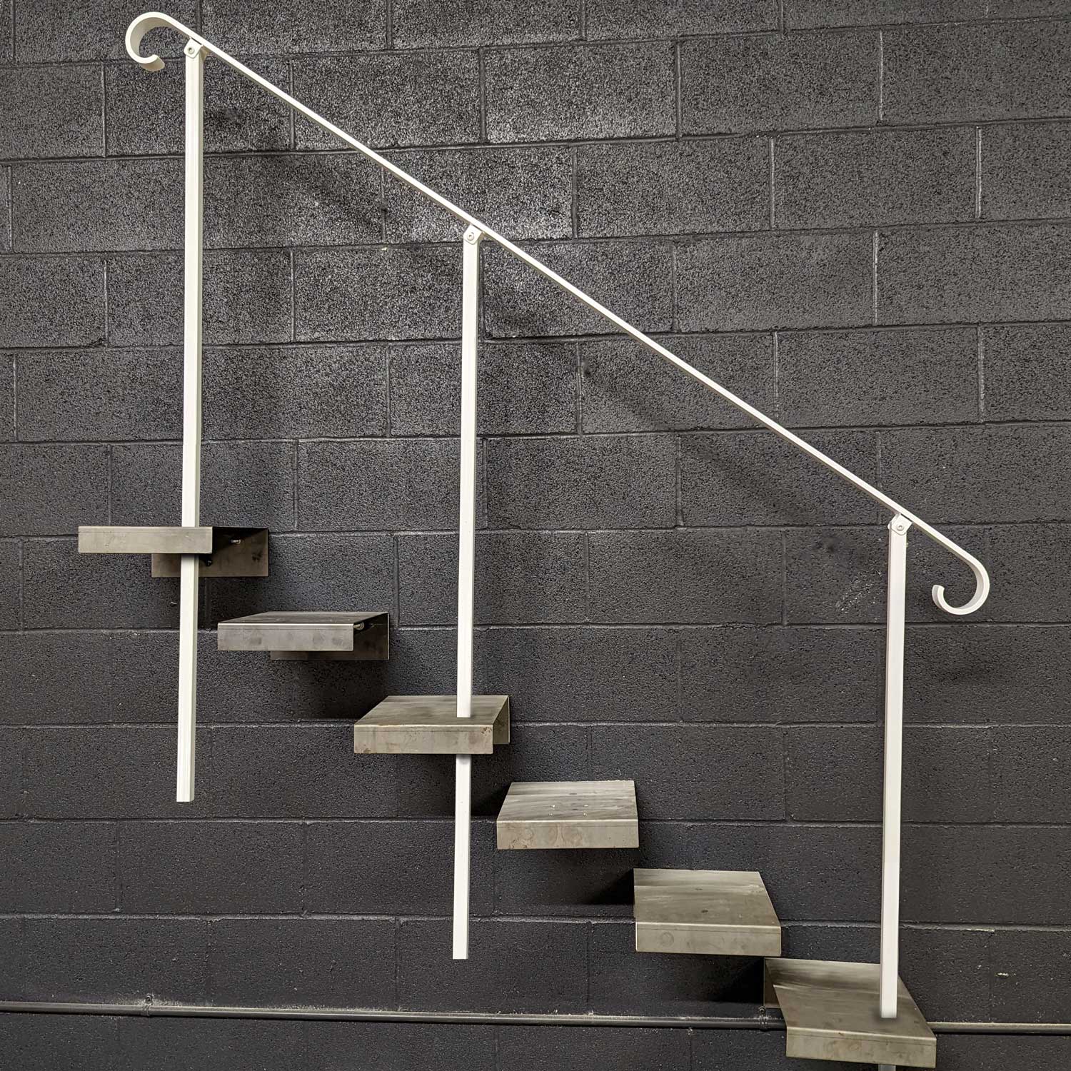 Steel Single-Post Handrail for Stairs for 1 to 2 Steps
