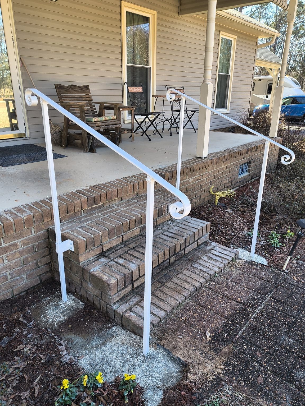 EZ Rails - Gallery of EZ Rail Handrails Mounted on Stairs